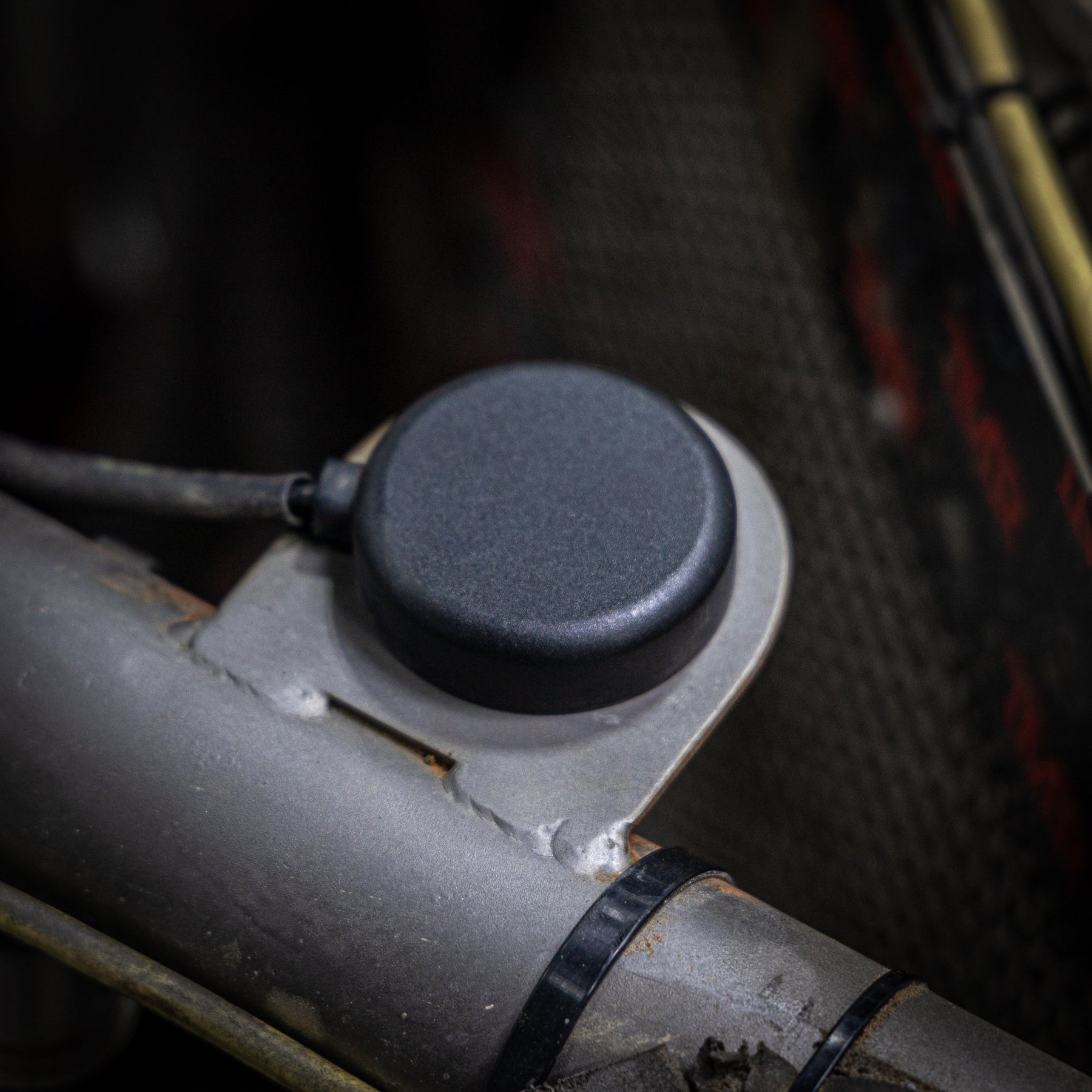 Garmin Tread XL External InReach Antenna Mount – TMR Customs